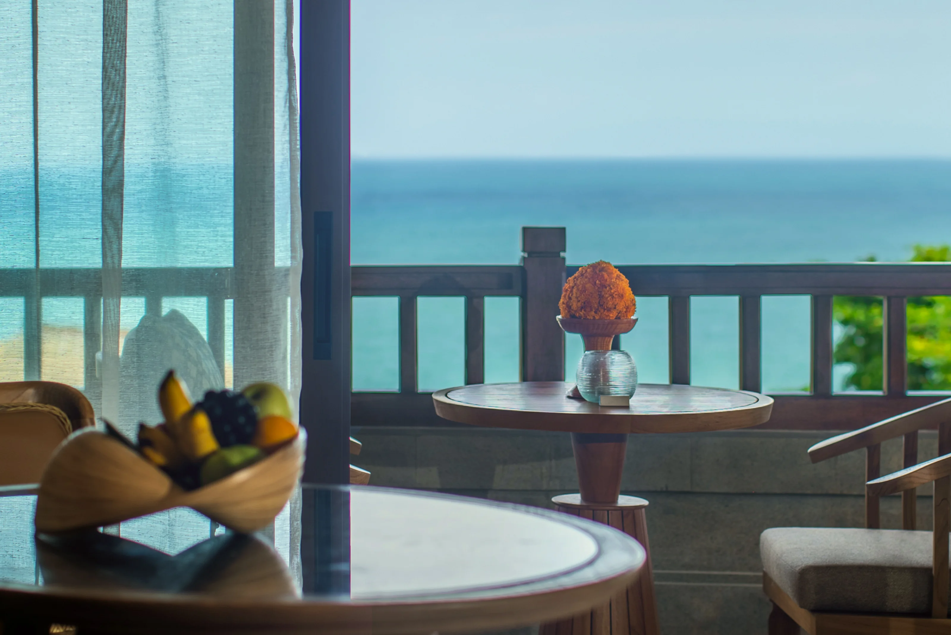 Cliff-Top Beach Resort in Bali — Rock Bar, Spa & Ocean Pools | AYANA Resort