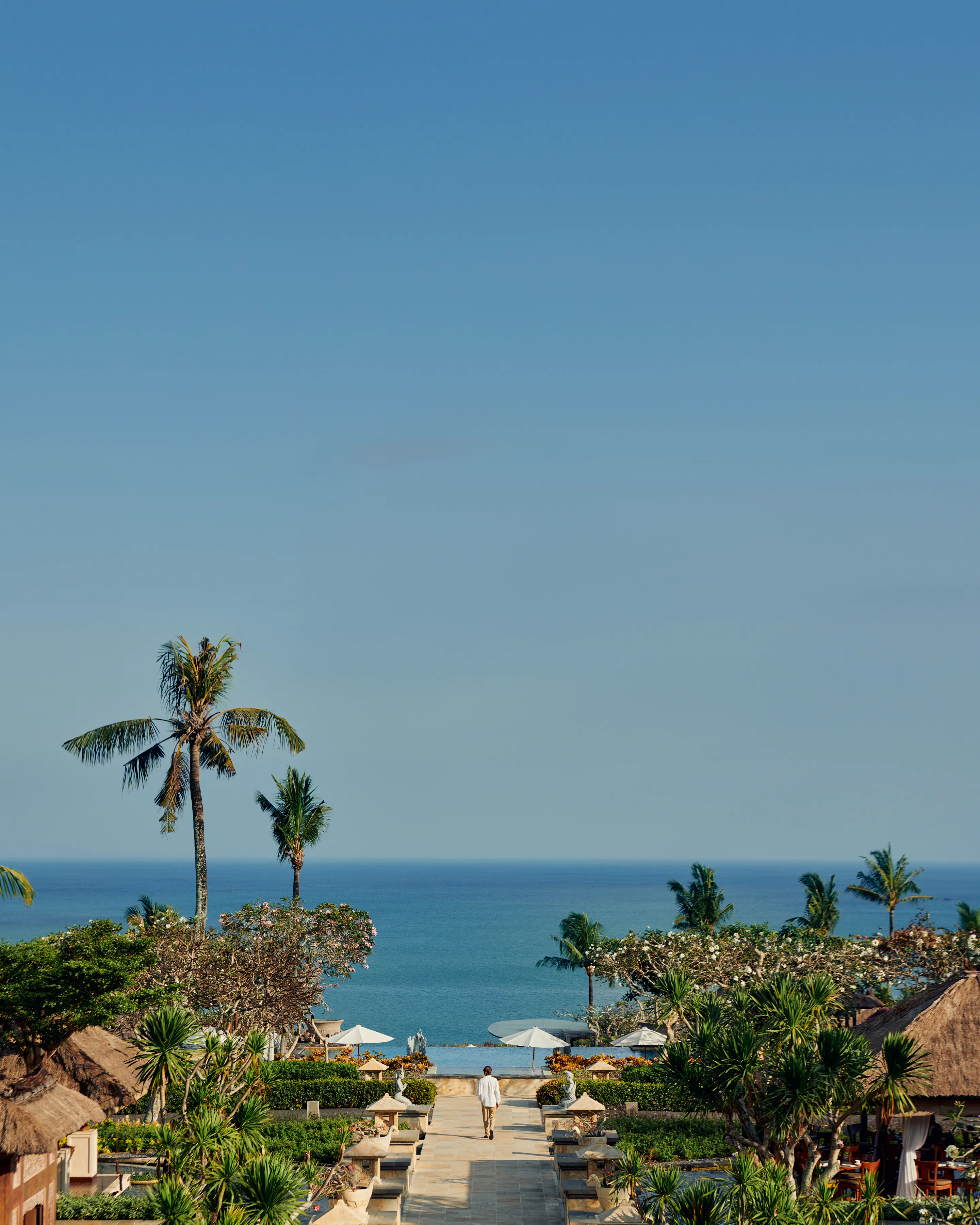 Cliff-Top Beach Resort in Bali — Rock Bar, Spa & Ocean Pools | AYANA Resort